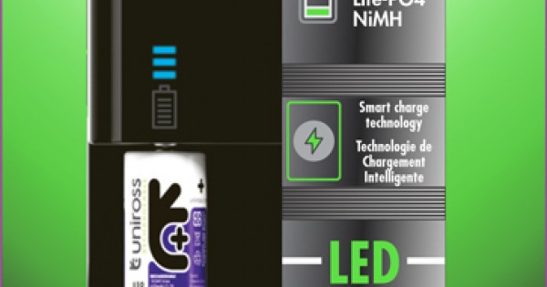 Uniross Φορτιστής Smart Compact 3T LED